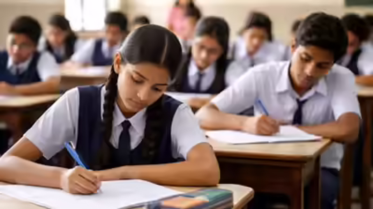 CBSE Exam 2026 10th Board Guidelines: Dress Code, Entry Rules & Allowed ...
