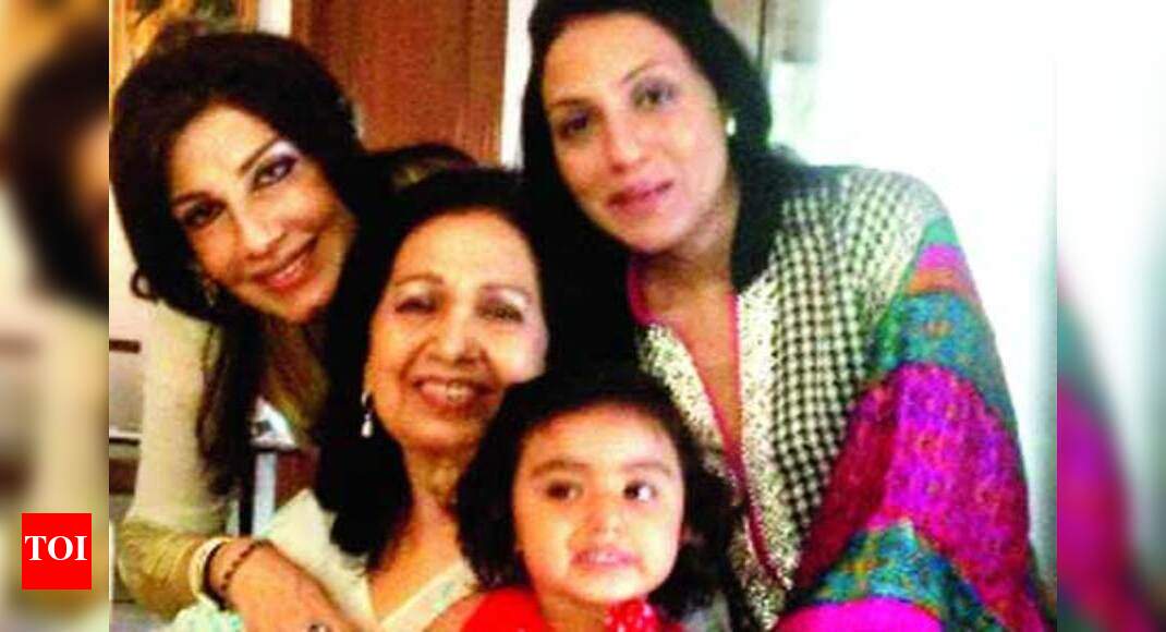 Devi Cherian celebrates mother’s 80th birthday | Events Movie News ...