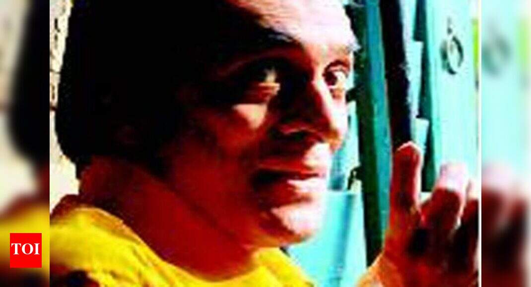 Subhasish Mukherjee returns to stage after 28 years | Bengali Movie ...