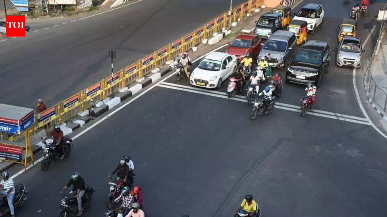 Cops still allow right turn to OMR under new flyover | Chennai News ...