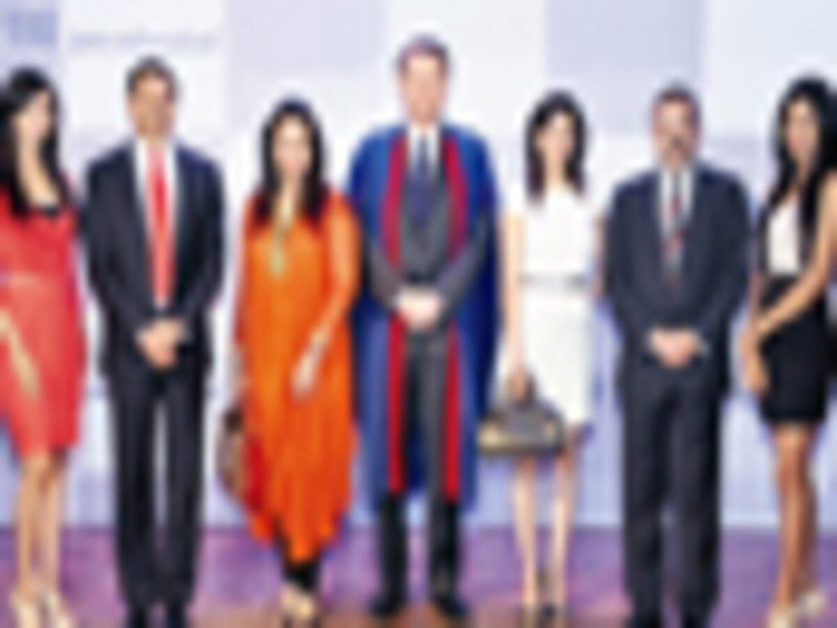 Shamata and Sonampreet register themselves for MBA program