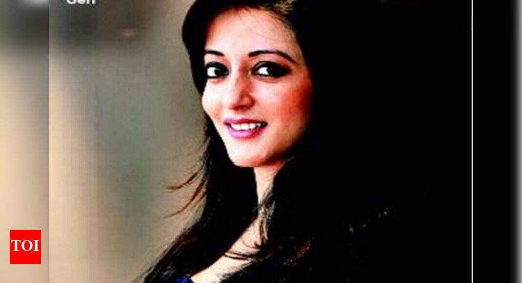I was scared of Tanuja: Raima | Bengali Movie News - Times of India