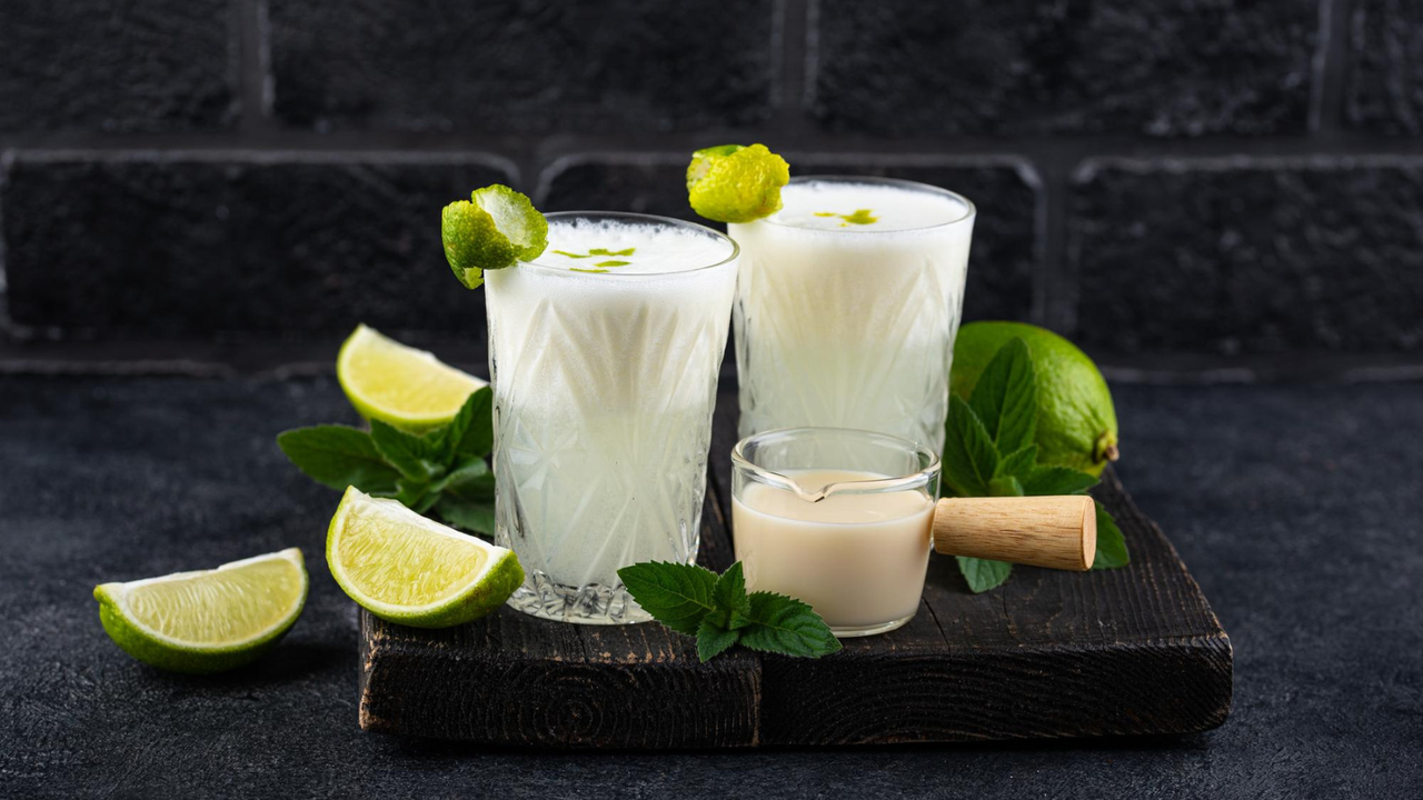 7 Traditional Indian Summer Drinks To Beat The Heat Naturally