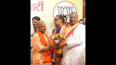 Nishad party marks 10 yrs in politics | Lucknow News - The Times of India
