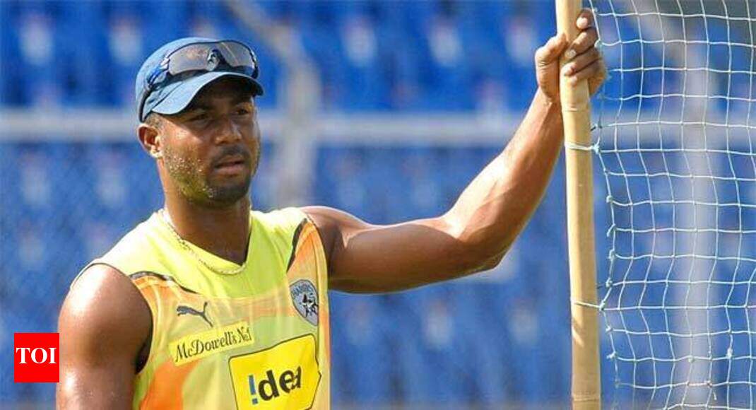 Mumbai Indians sign Dwayne Smith as replacement for injured Mitchell ...