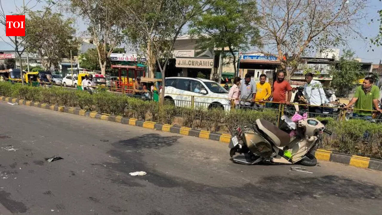 Ahmedabad: 16-year-old killed after AMTS bus hits scooter in BRTS ...