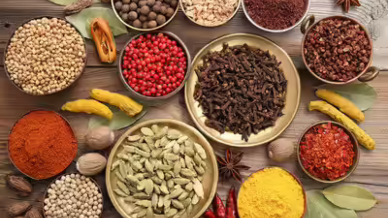 How to Store Indian Spices Properly: 5 Mistakes Ruining Flavour