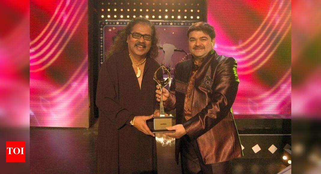 Actor Prashant Damle wins Marathi music reality show - Times of India