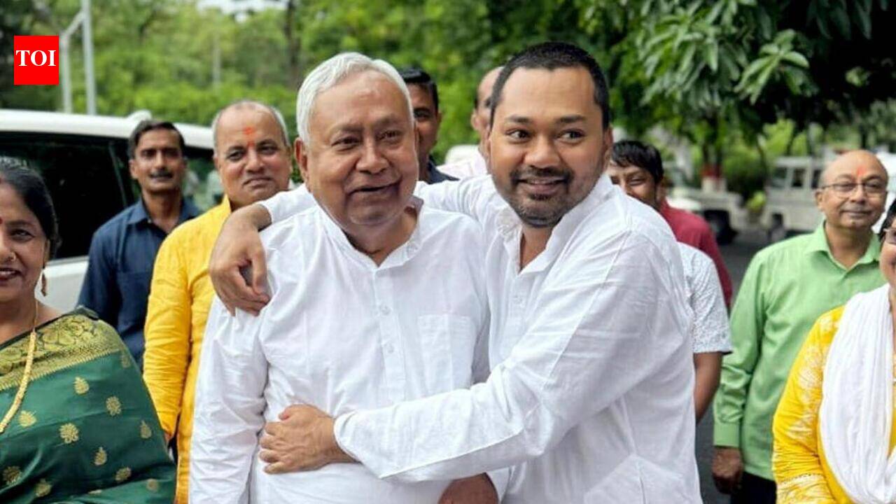Patna Posters Push Nishant Kumar As Next Chief Minister Of Bihar ...