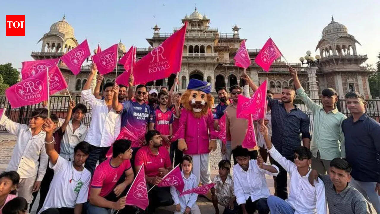 Rajasthan Royals mascot Moochu Singh interacts with kids and families ...