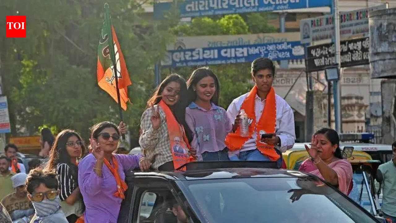 Race for city mayor heats up as BJP sweeps polls again | Ahmedabad News ...