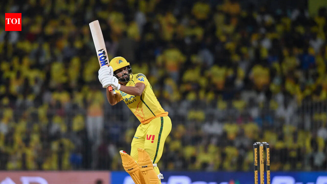 Chennai Super Kings 122/2 in 14.0 Overs | CSK vs MI Live Score, IPL ...