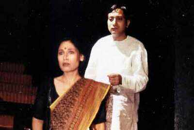 Theatre Review: Khamosh, Adalat Jari Hai | Hindi Movie News - Times of ...