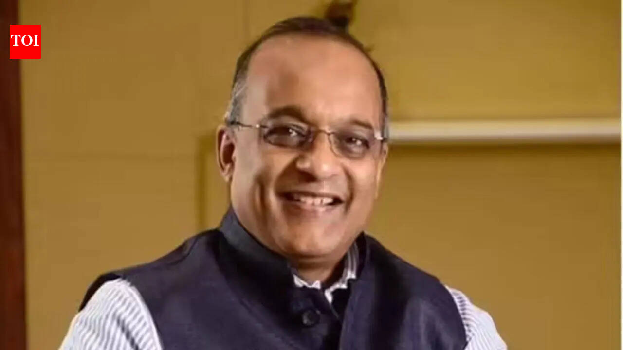 Bombay high court quashes FIR against HDFC CEO in Lilavati Trust row ...