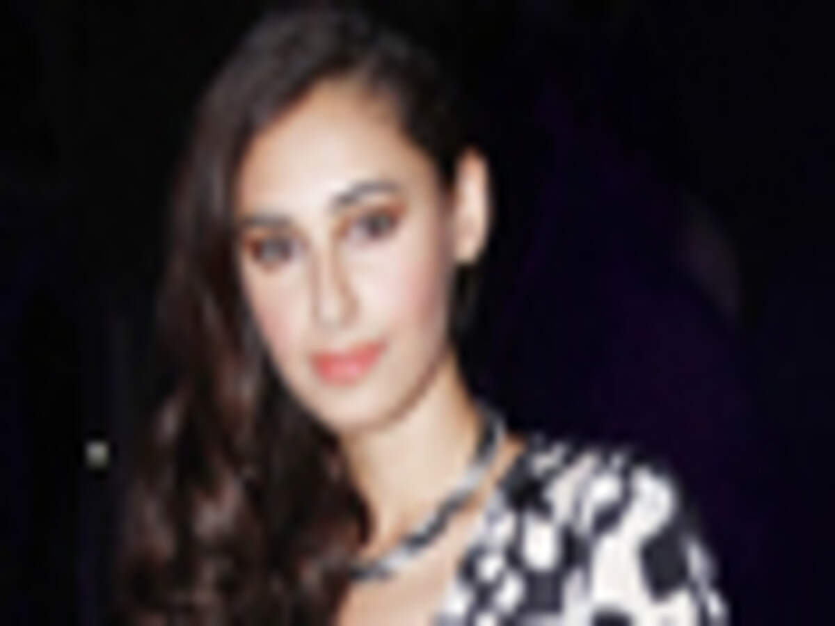 Miss India, Hasleen Kaur at Blackberrys Sharp Night