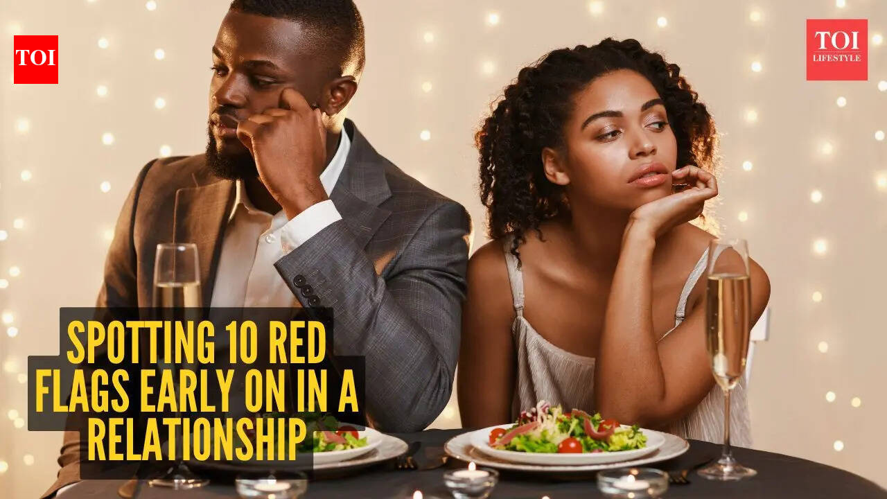 Snakes in the dating pool: Spotting 10 red flags early on in a relationship