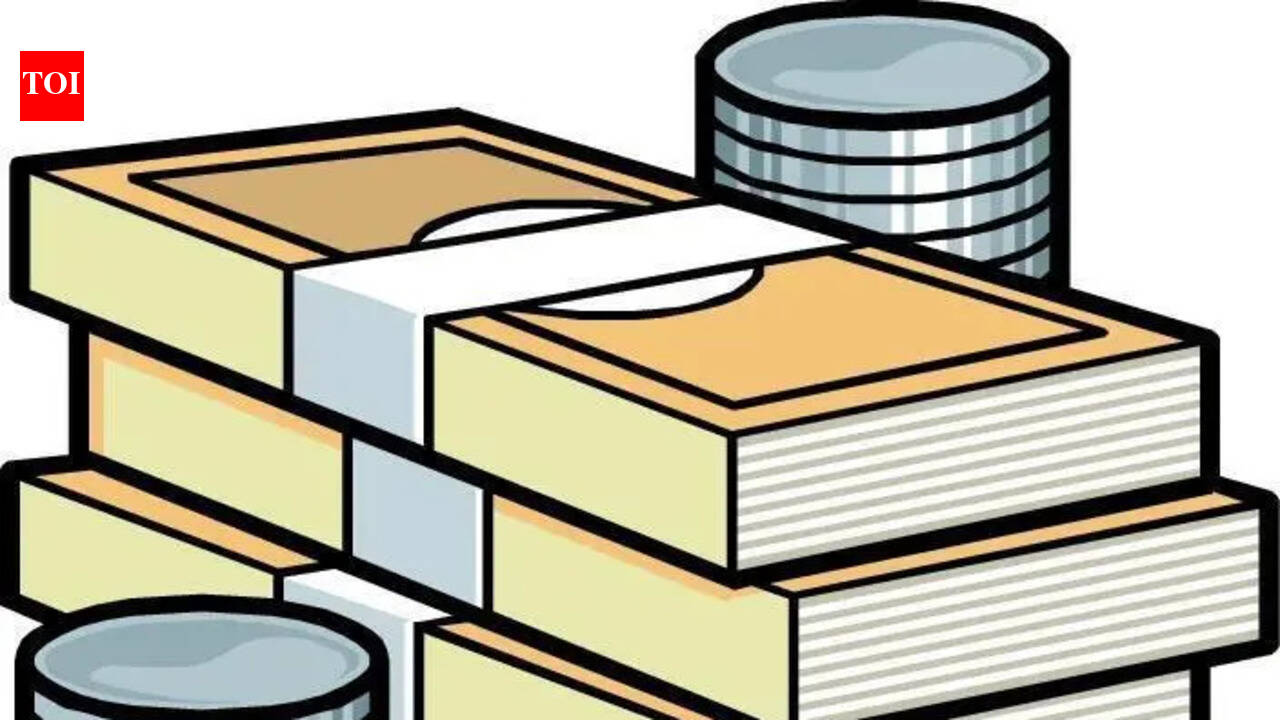 Cusat students oppose sharp hike in administrative fees | Kochi News ...