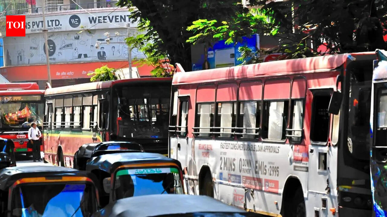 BEST’s wet-lease driver arrested after conductor crushed between buses ...