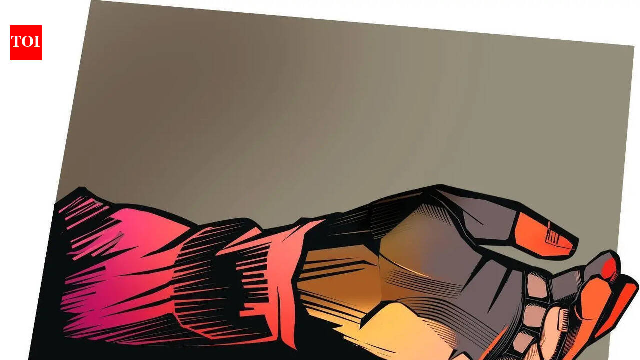 Parcel service employee found dead near railway track in Varkala ...