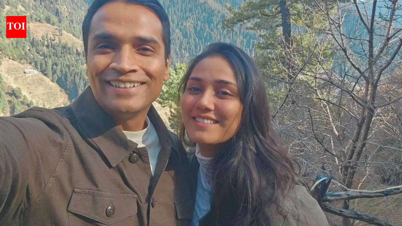 'Maa, mujhe yahan se le jao, please': Twisha Sharma’s messages to ...