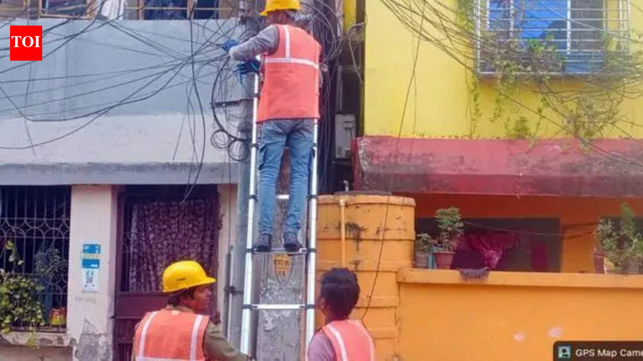 Special drive by BMC to clear dangling wires, cables | Bhubaneswar News ...