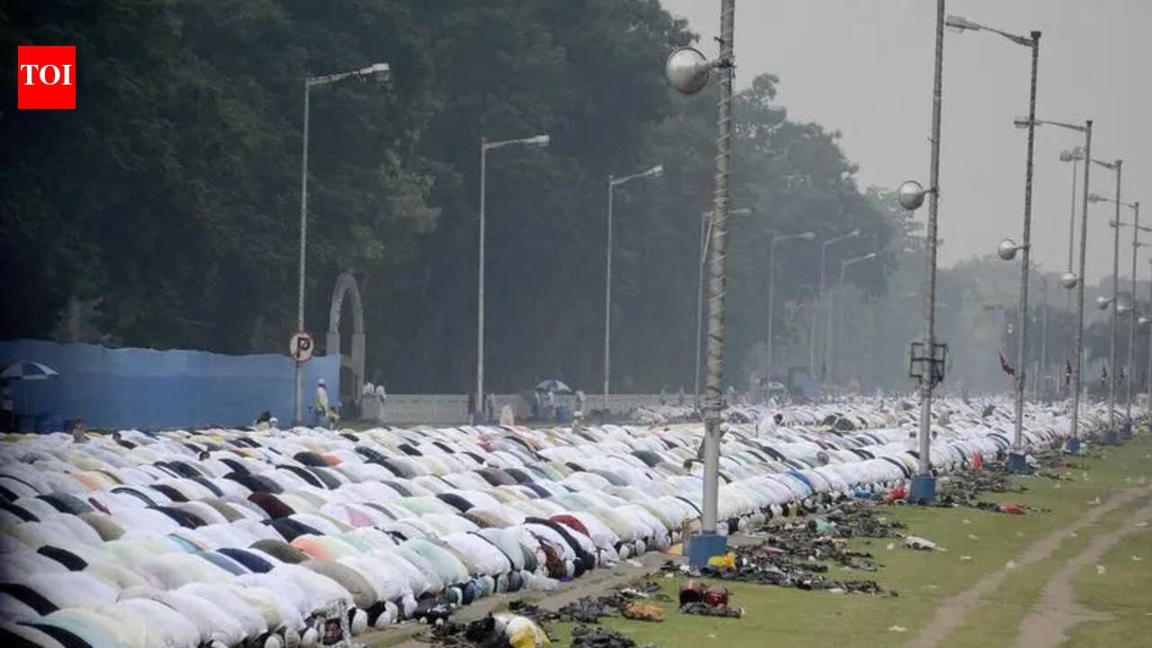 Weather willing, Red Road Eid namaz set for Brigade shift | Kolkata ...