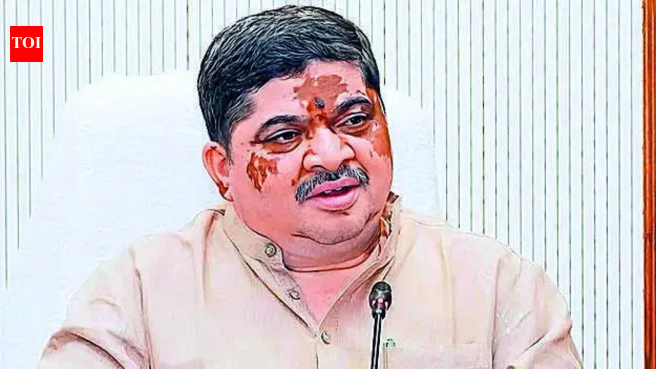 Congress leaders accuse BJP of burdening farmers, slam fuel price hike ...