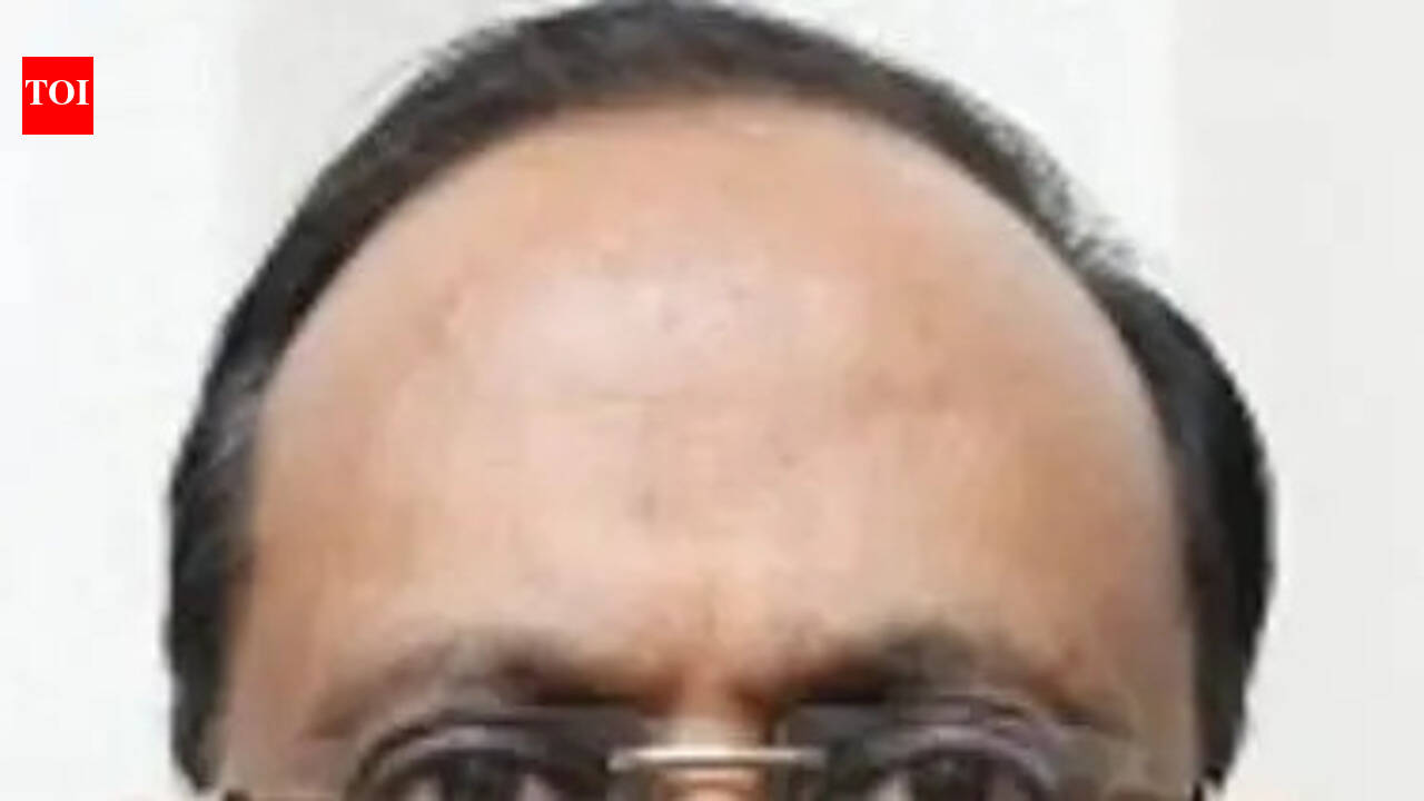 ‘Rs 11L apple boxes’: Former Himachal Rera chief faces vigilance probe ...