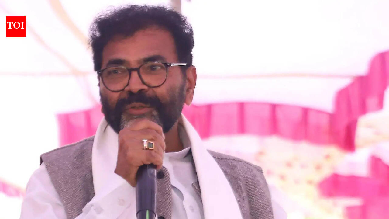 Chalavadi Narayanaswamy accuses Congress of betraying dalits | Mysuru ...