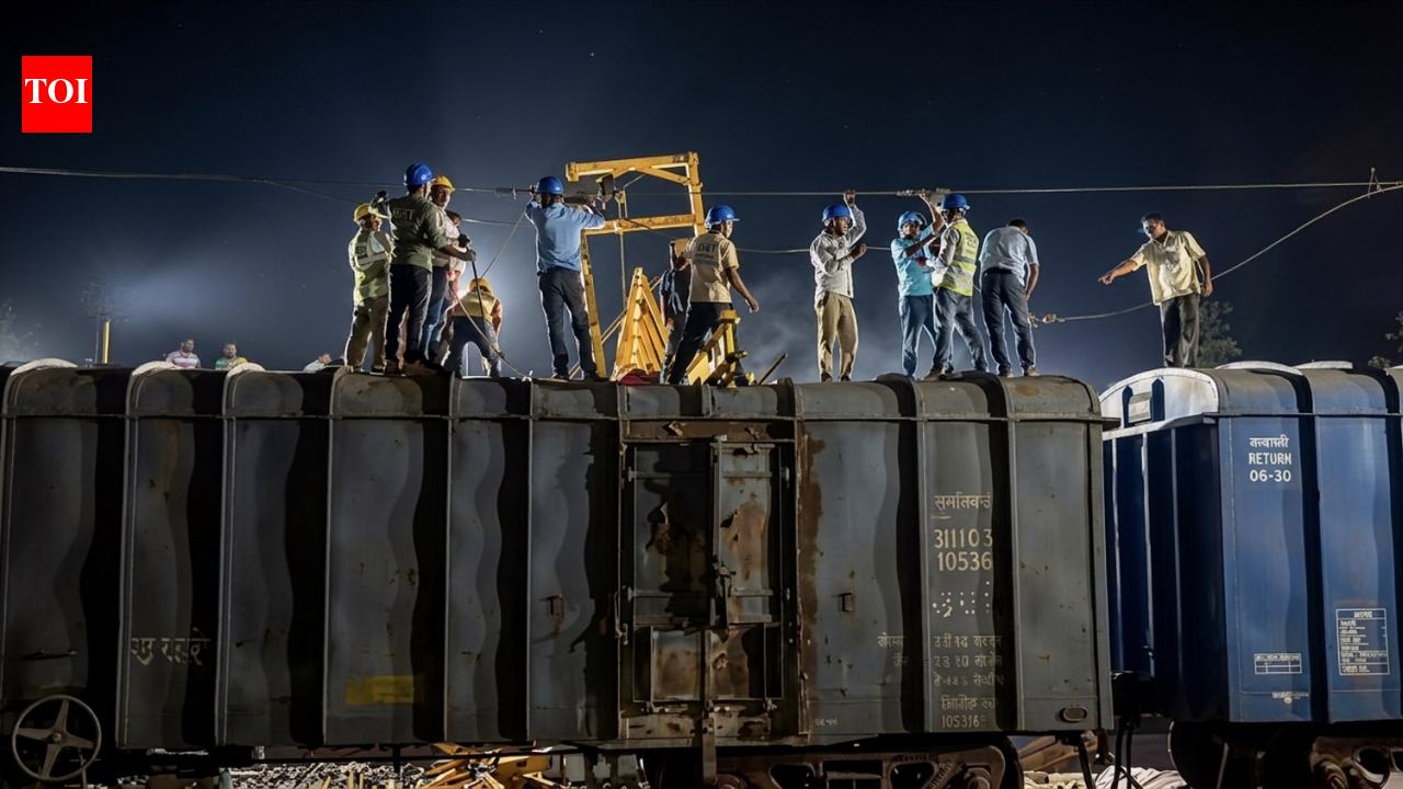 Crane collapses on stationary goods trains | Bhubaneswar News - The ...