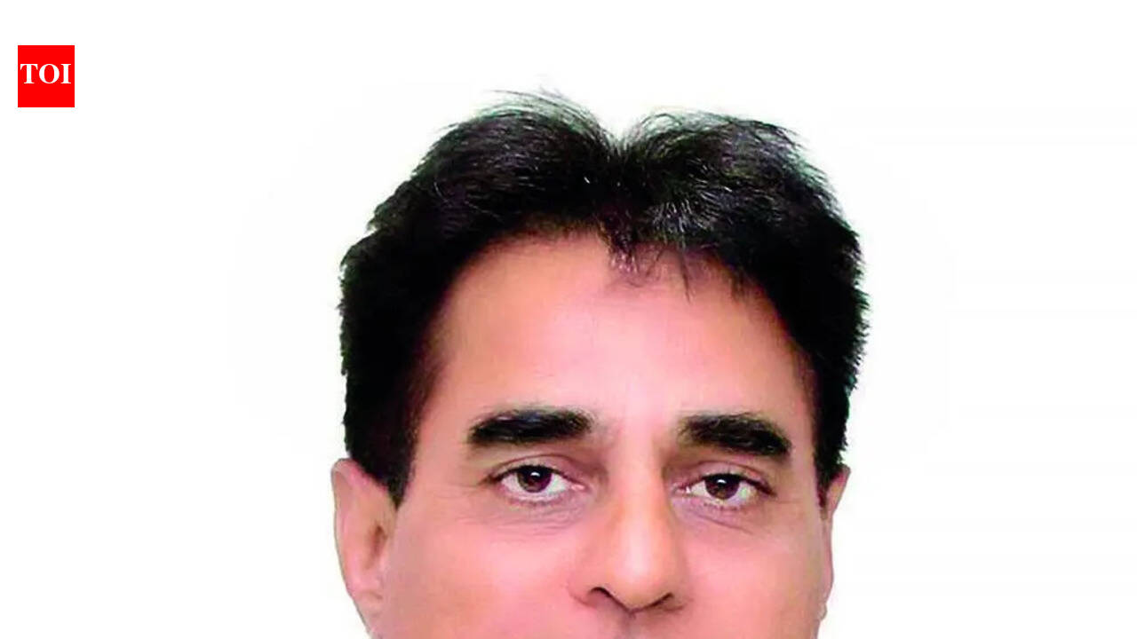Suspected Ebola patient tests negative: Health minister | Ahmedabad ...