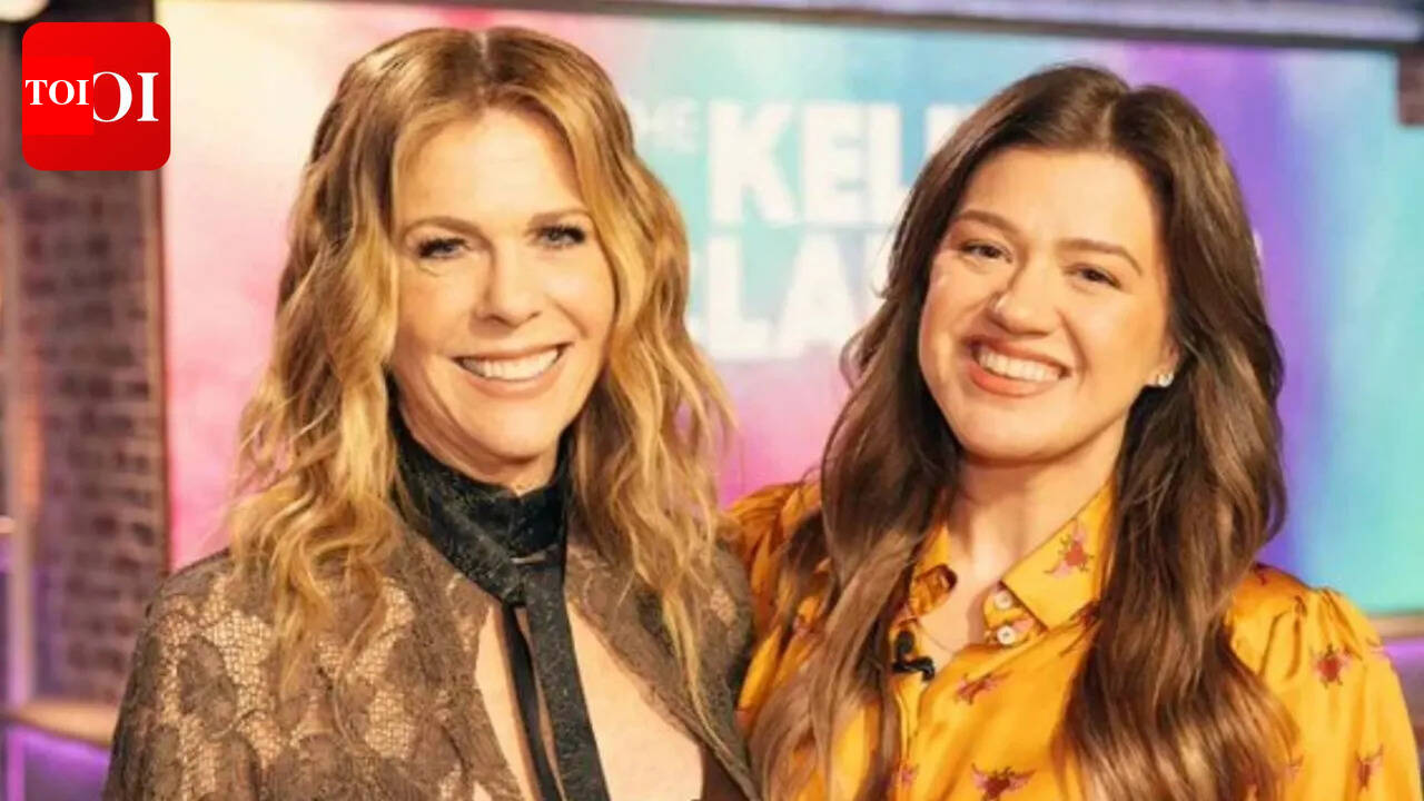 Kelly Clarkson Emotional: Rita Wilson's Heartfelt Tribute to Kelly ...