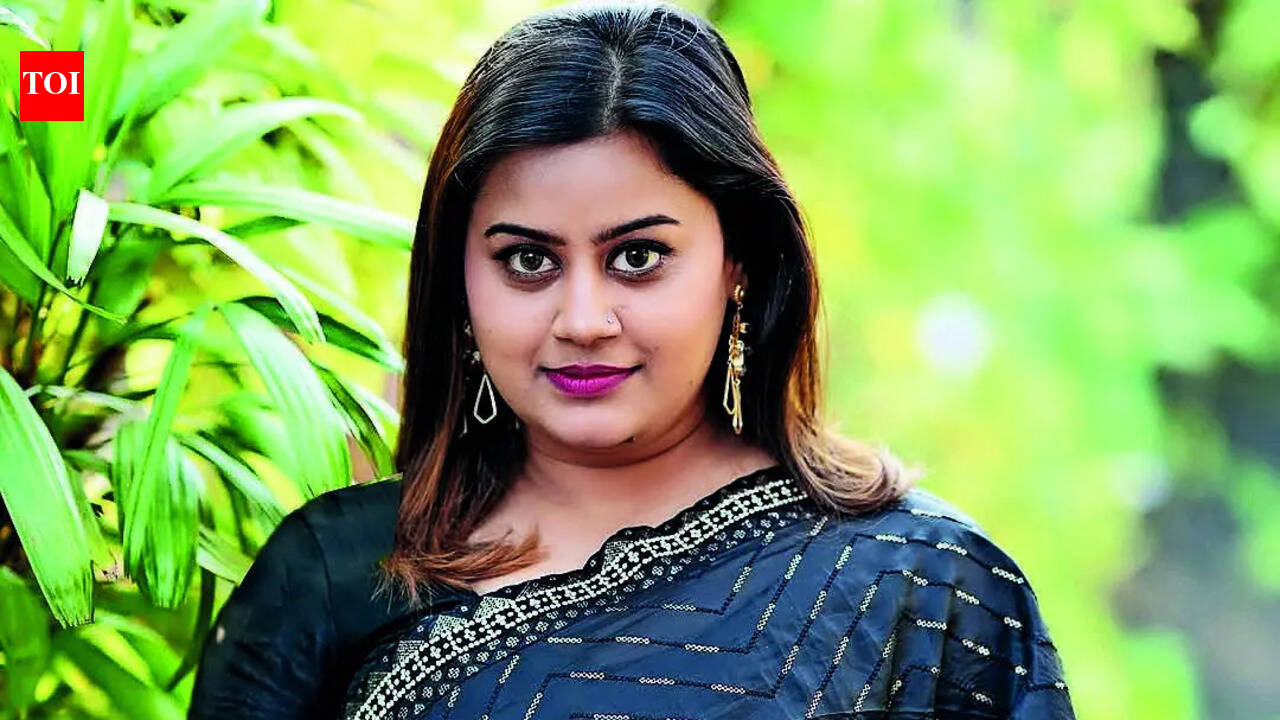 AMMA issues show cause notice to actor Ansiba Hassan | Kochi News - The ...