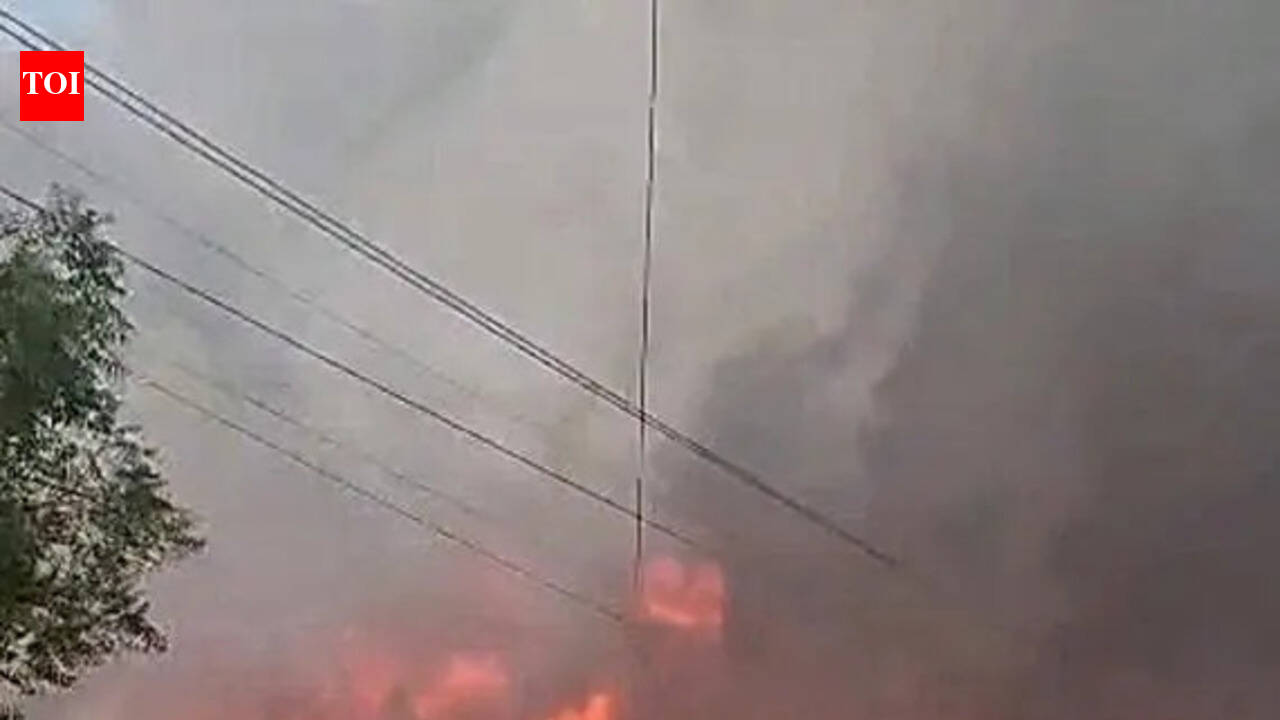 2 workers critically injured as fire engulfs 2 Bahadurgarh factories ...