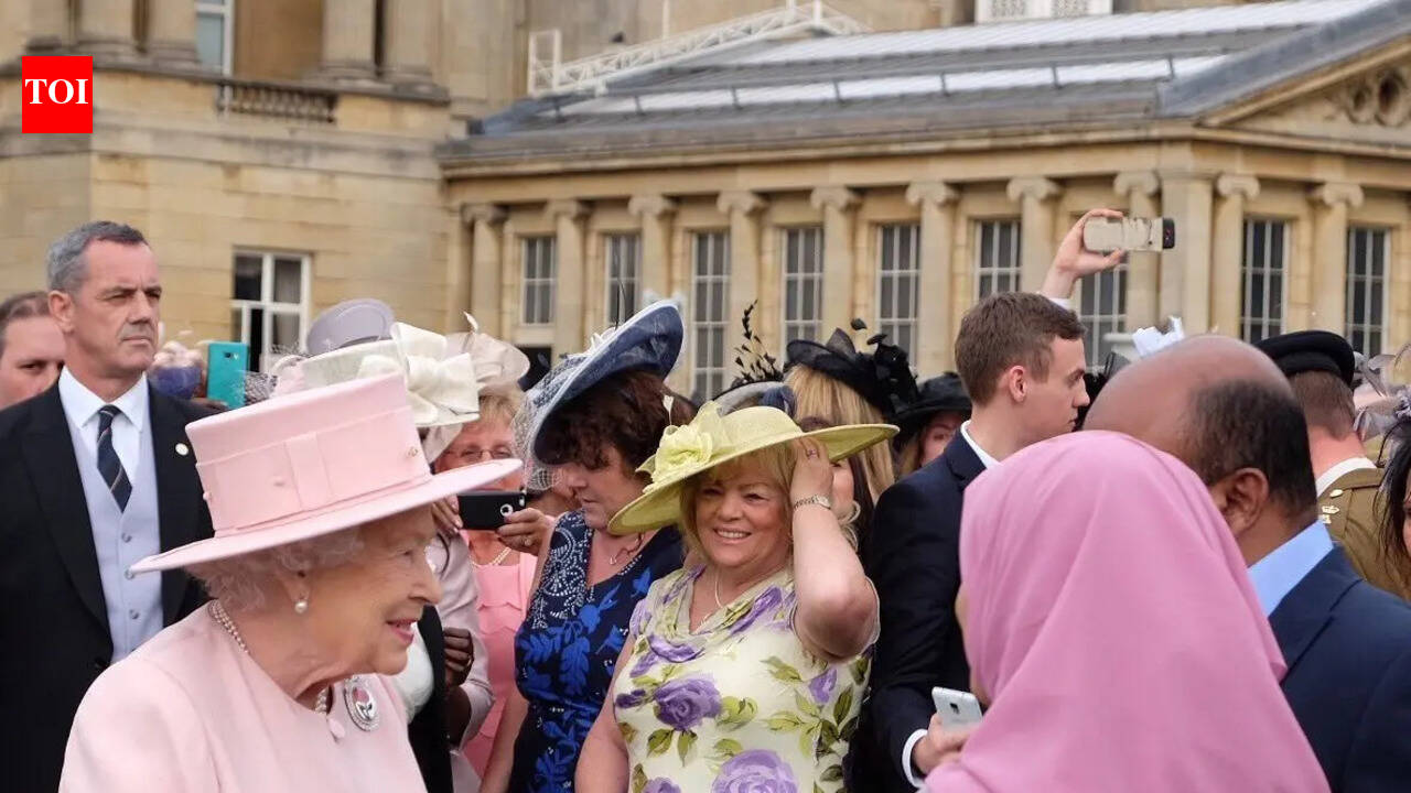 How Queen Elizabeth’s garden parties turned ordinary service into royal ...