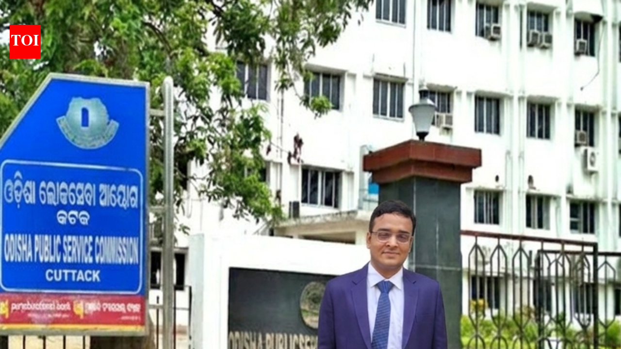 Visually-impaired youth cracks OCS | Bhubaneswar News - The Times of India