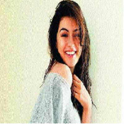 Hansika in happy mode | Tamil Movie News - Times of India