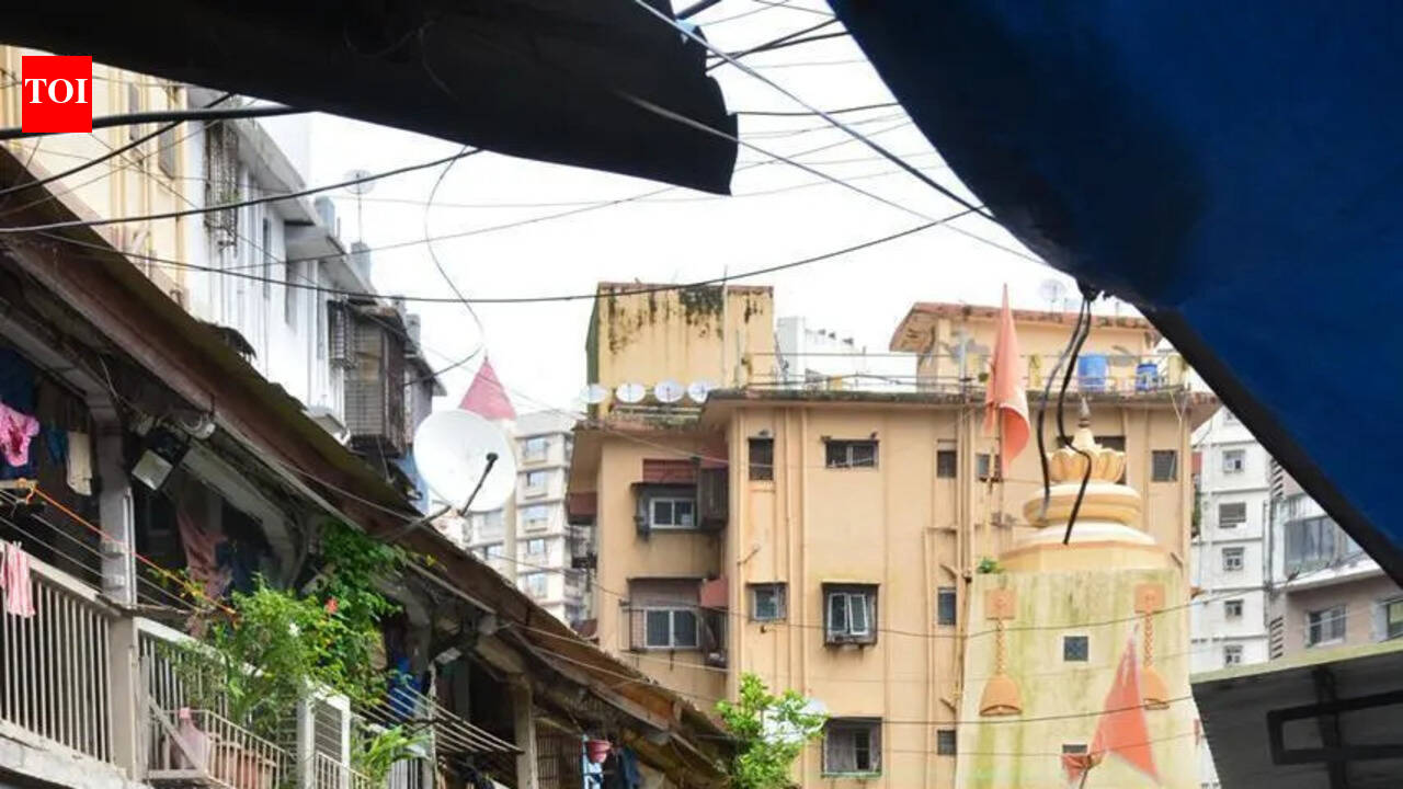 Chawl ‘sanskruti’ under hammer, old tenants retreat into personal ...