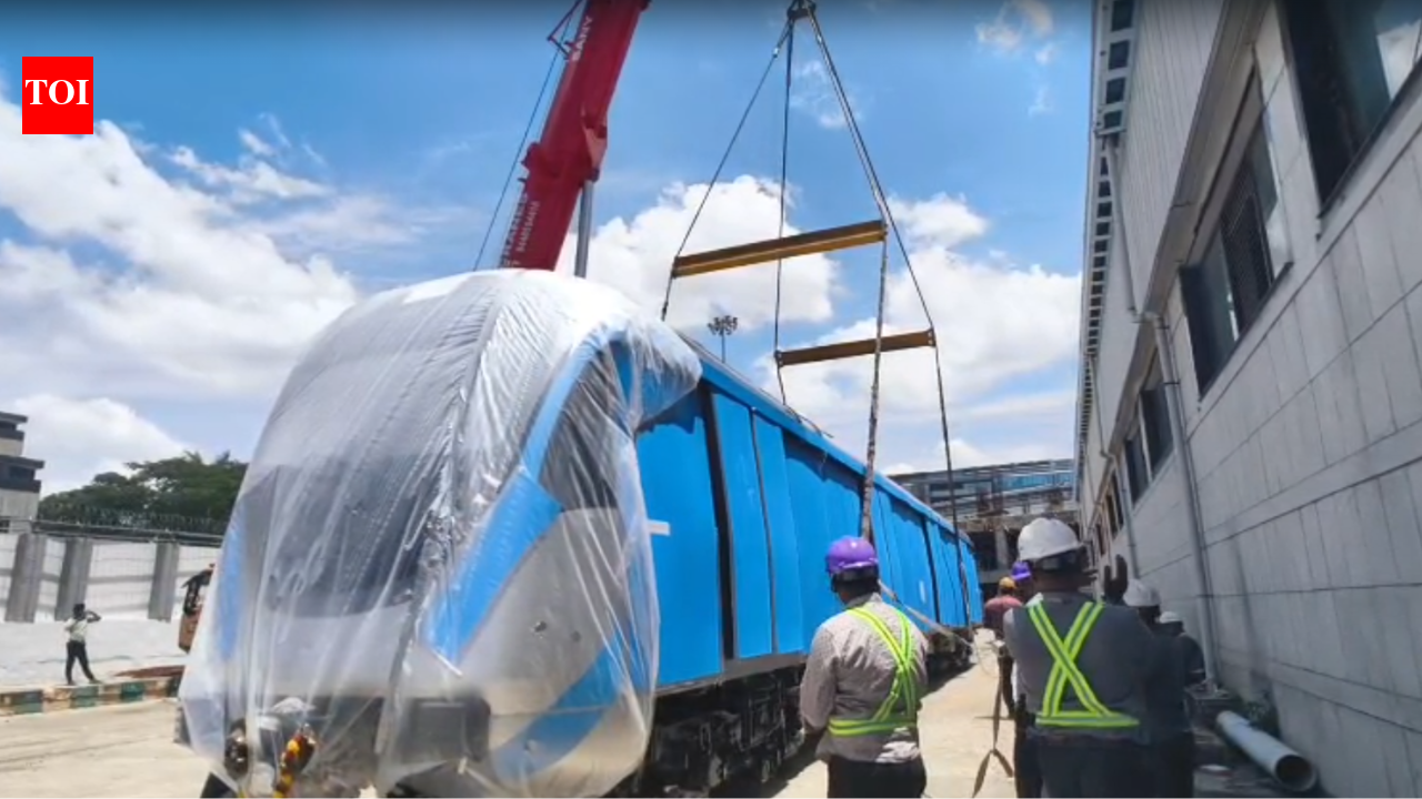 Driverless trains, airport link and more: Bengaluru metro's blue line ...