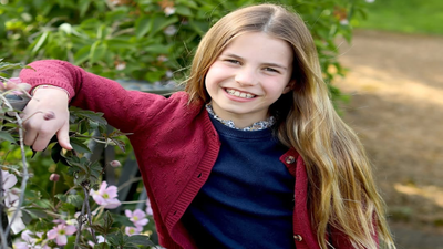 Princess Charlotte's 9th birthday portrait quietly continued a beloved ...