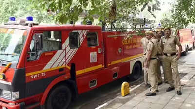 Several feared trapped as fire breaks out at house in Delhi's New ...
