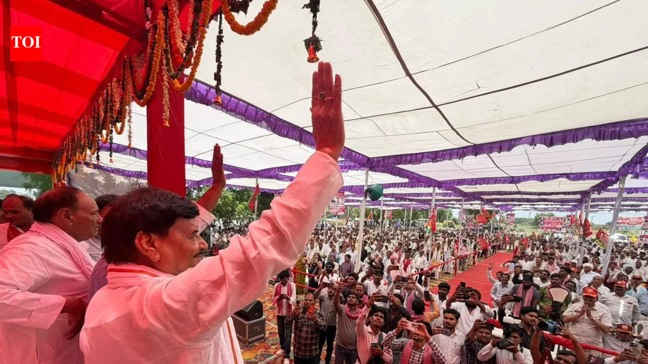 Public money being looted, inflation hurting people: Shivpal | Kanpur ...