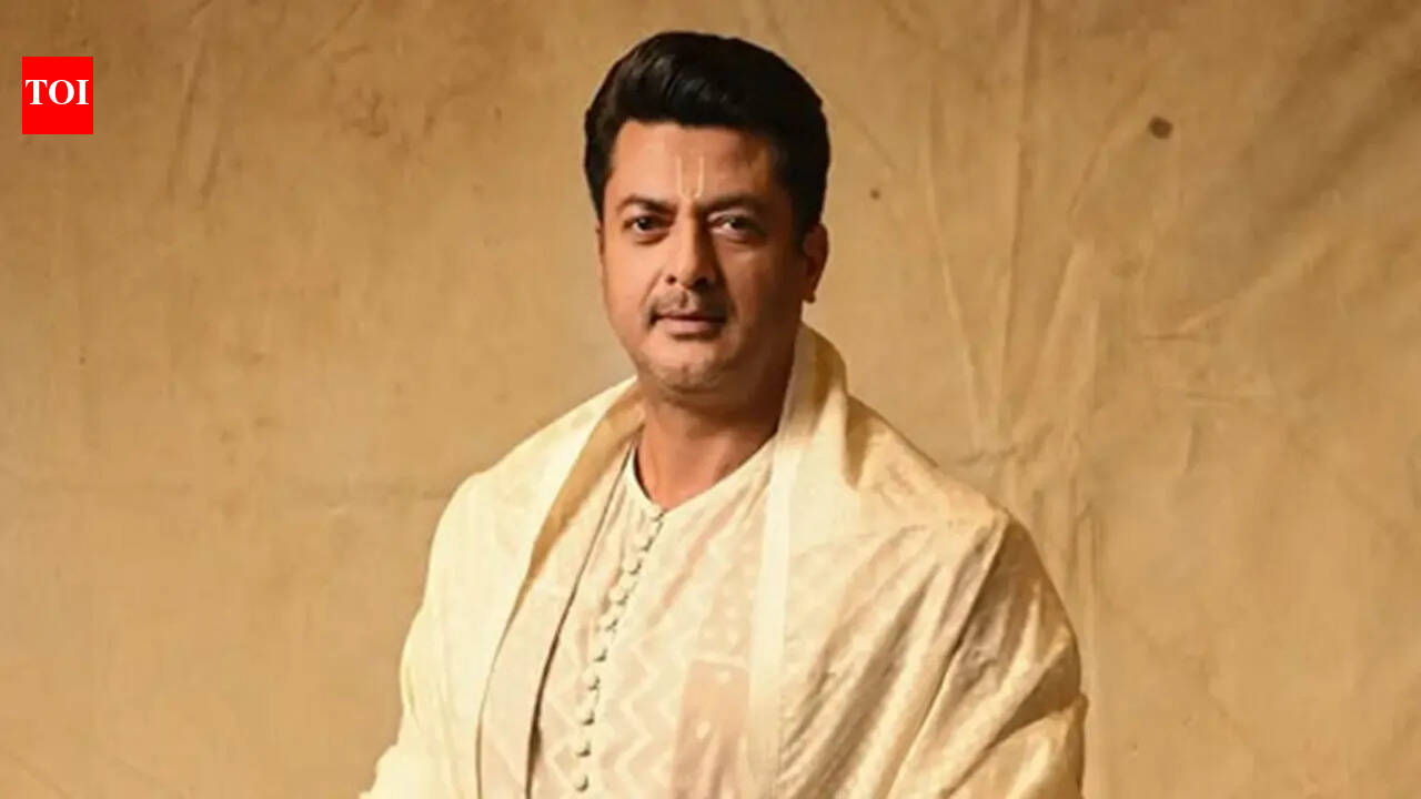 Jisshu Sengupta on working with Karisma Kapoor in 'Brown' and why ...