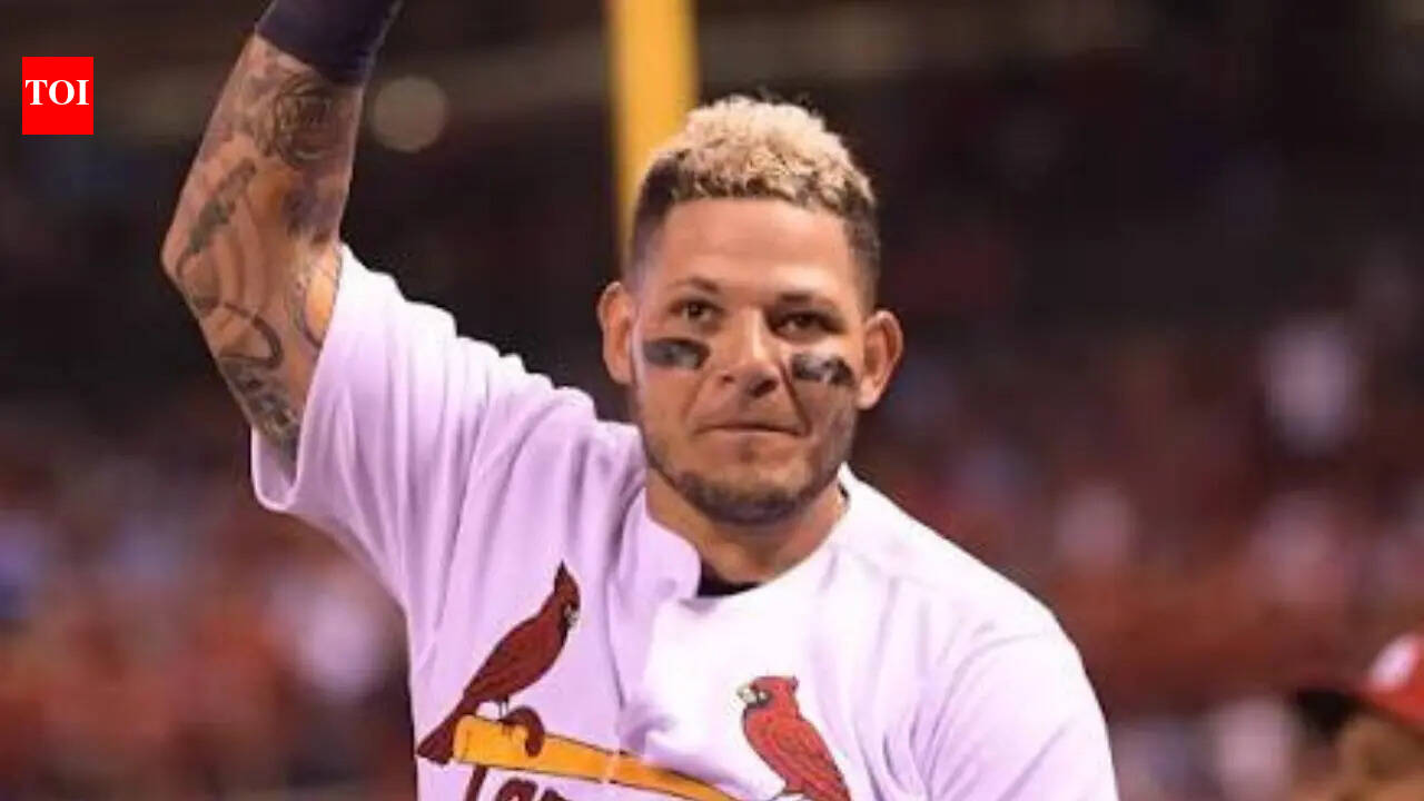 Yadier Molina breaks silence after fatal jet crash raises questions ...