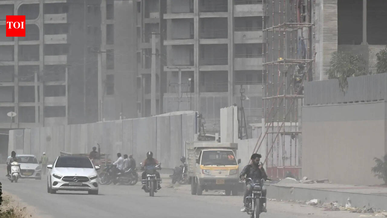 Delhi signs pact for smart, green and dust-free roads | Delhi News ...