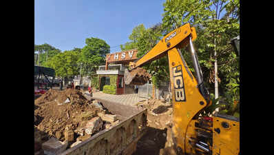 TOI report spurs HSVP to raze encroachment at HQ | Chandigarh News ...