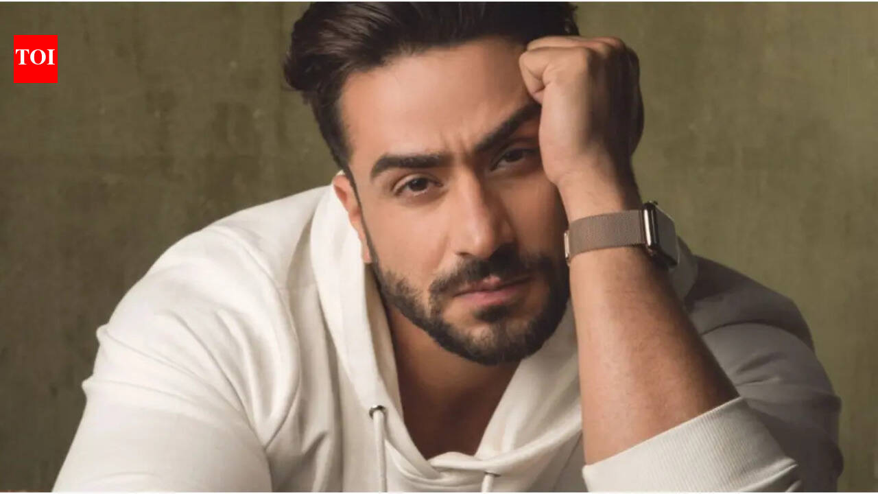 From growing up amid curfews in Kashmir to earning Rs 2.5 lakh a day ...