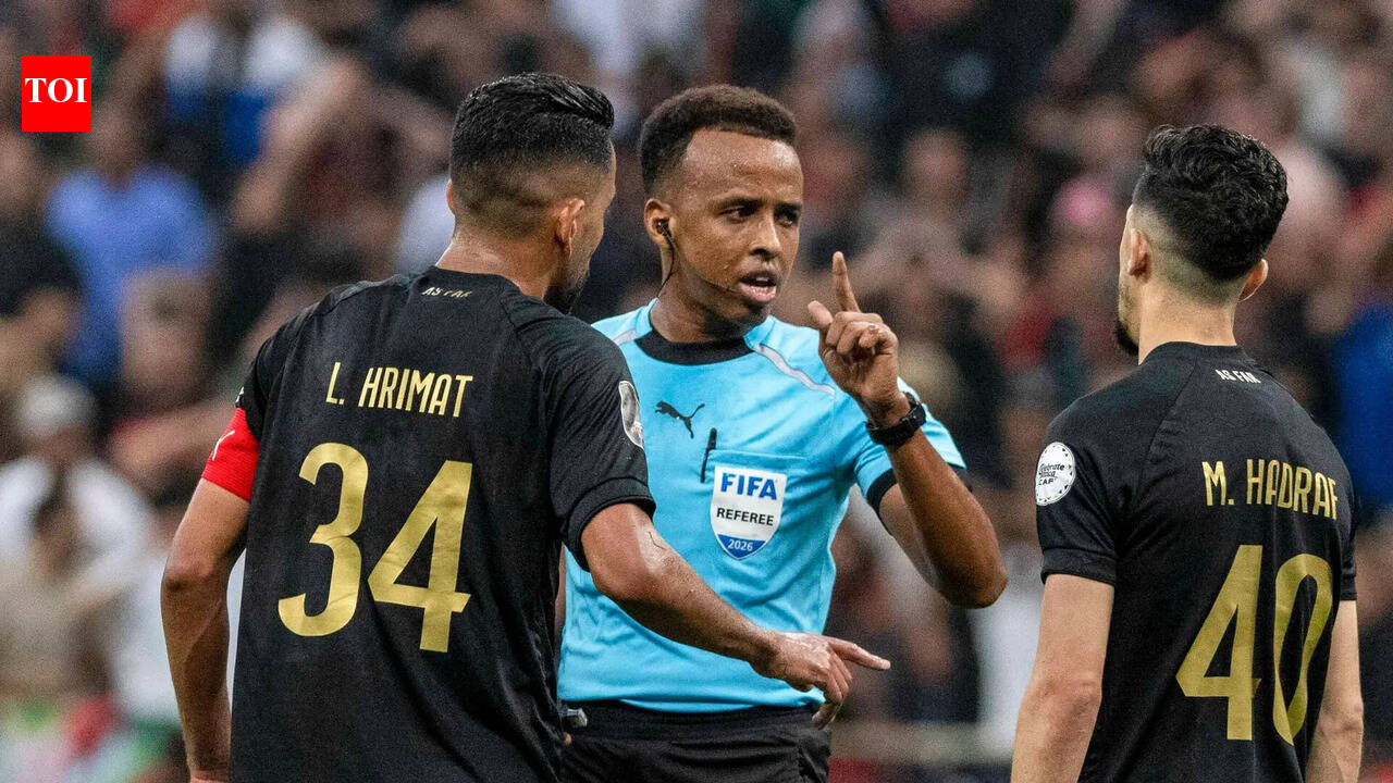 Somalian World Cup referee receives hero's welcome after US entry ...