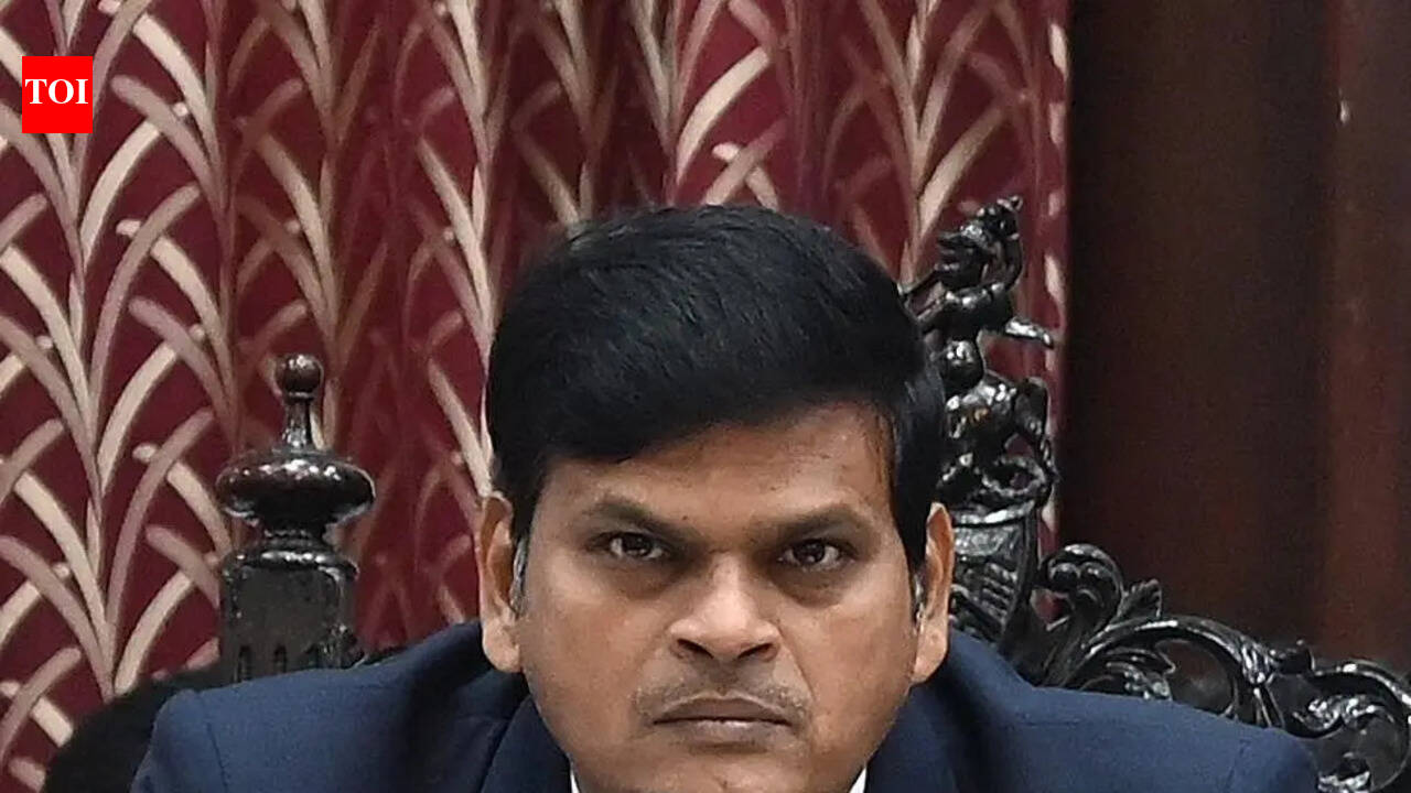 Contempt notice to GCC ex-commissioner in wheelchair access case ...