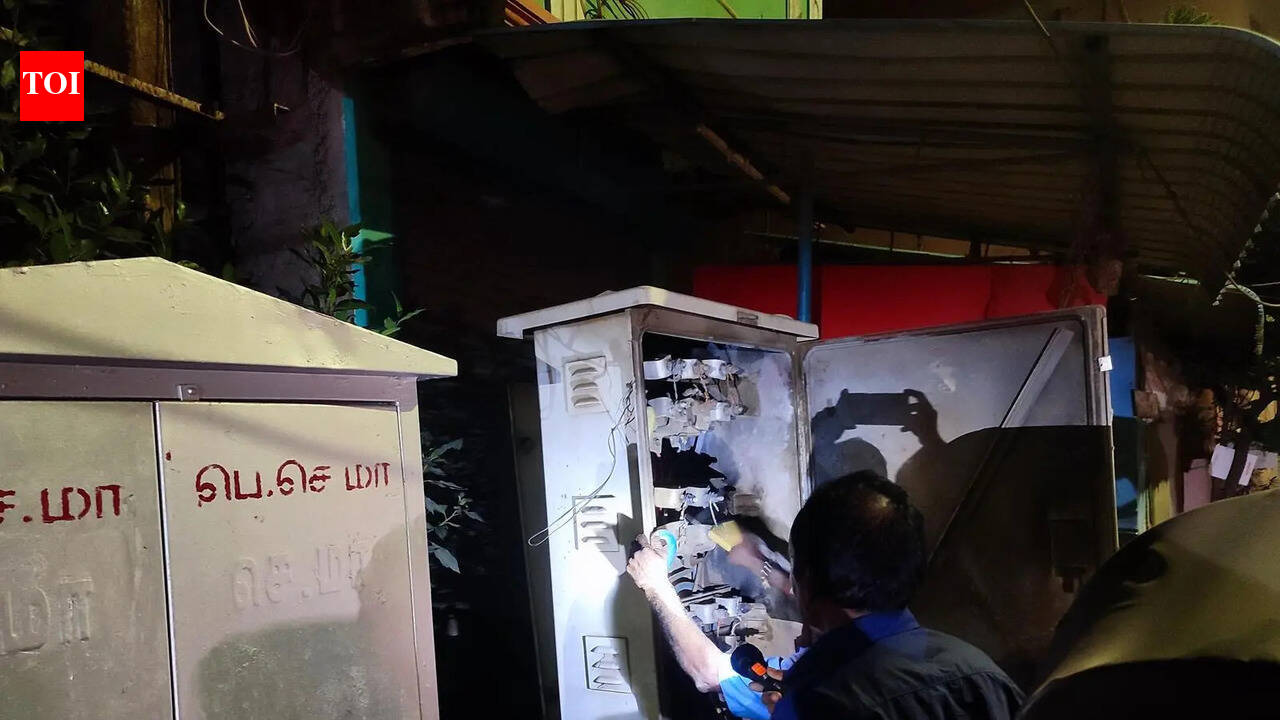 Long night-time power cuts disrupt domestic routines | Chennai News ...